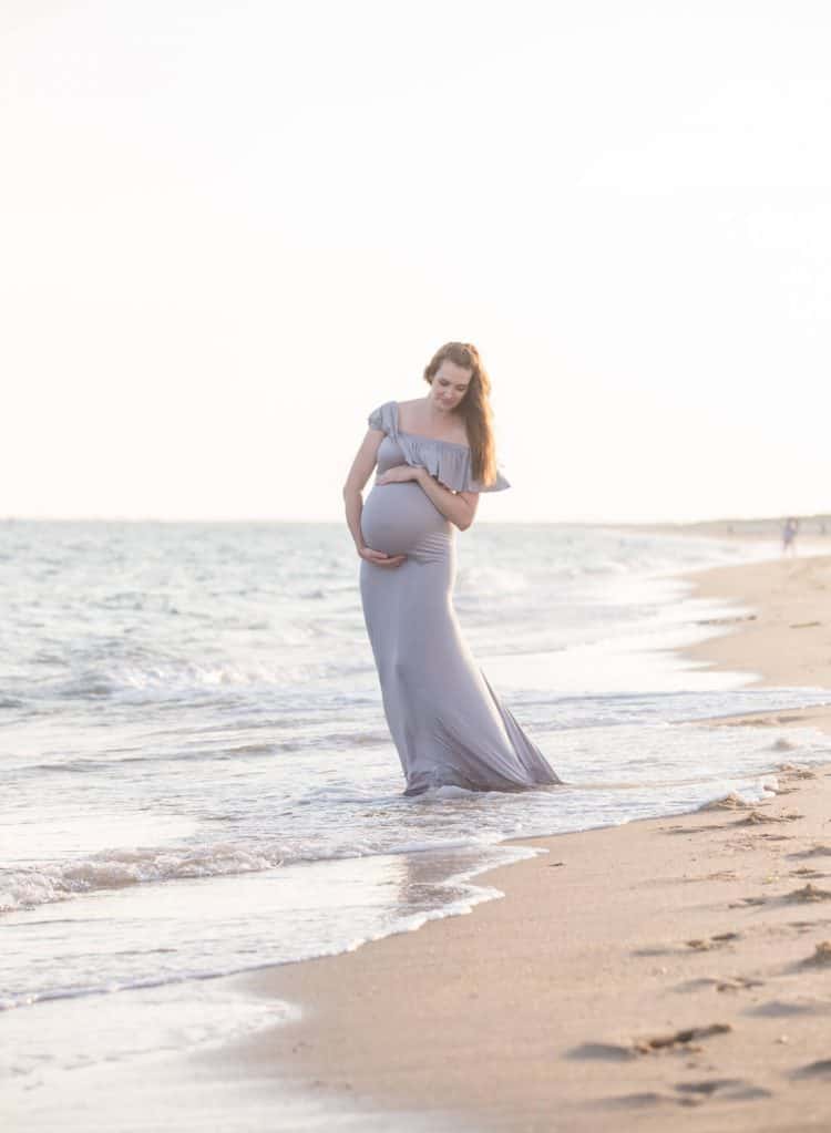 Beach Maternity Photo Shoot on Cape Cod | The Mom Friend